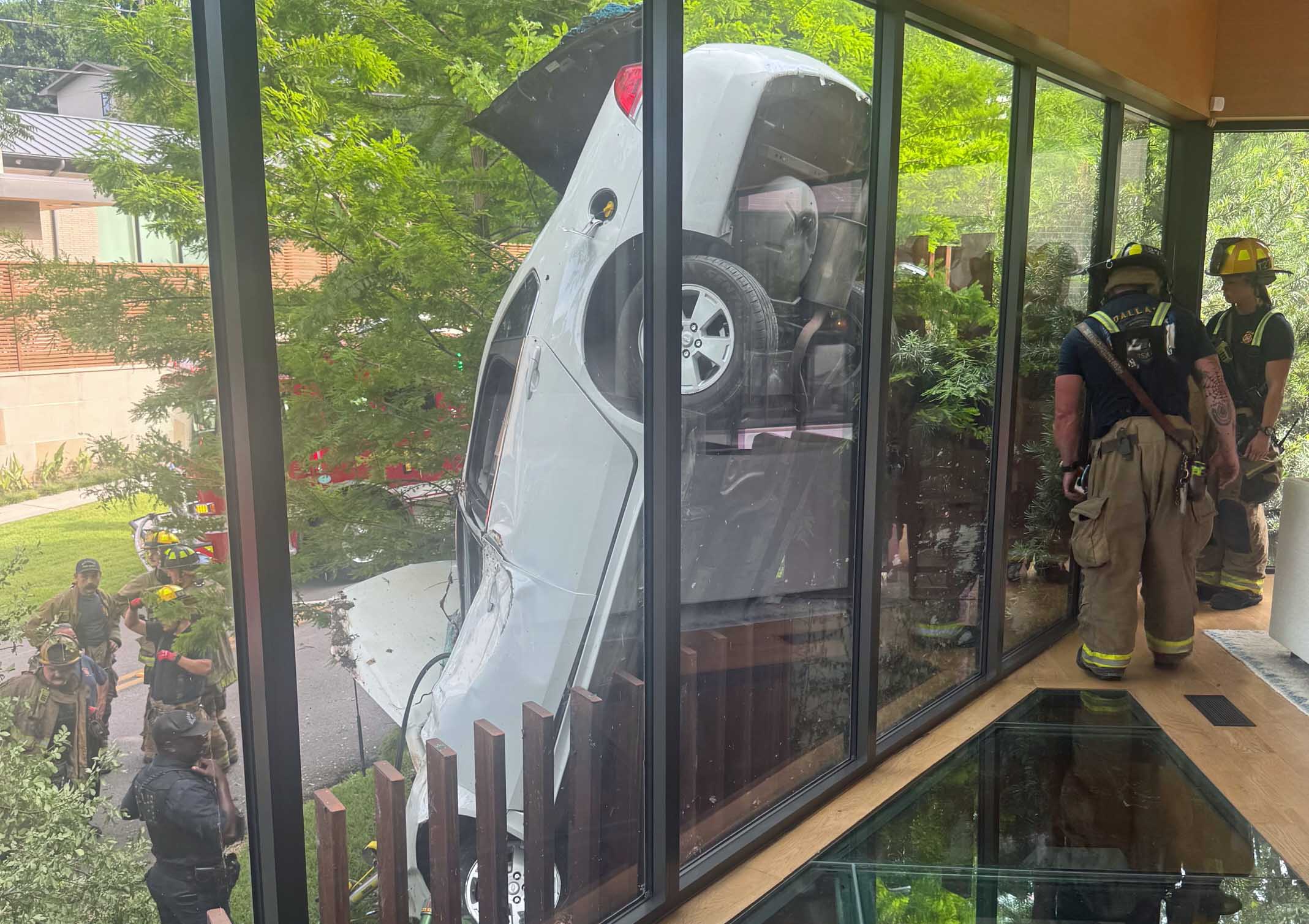 Steel pickets save driver (and house) in cartwheel crash near White ...